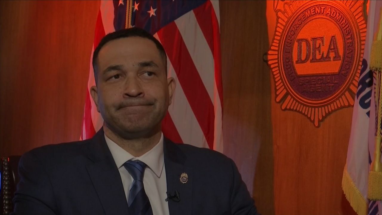 DEA Agent Tells Us What it Took to Bring El Chapo to Justice