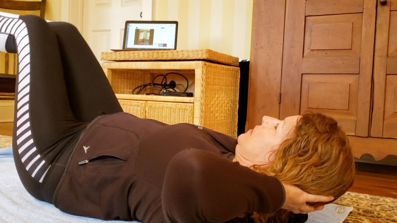 Virtual Classes Help Keep New Year Health Goals, Without a Gym