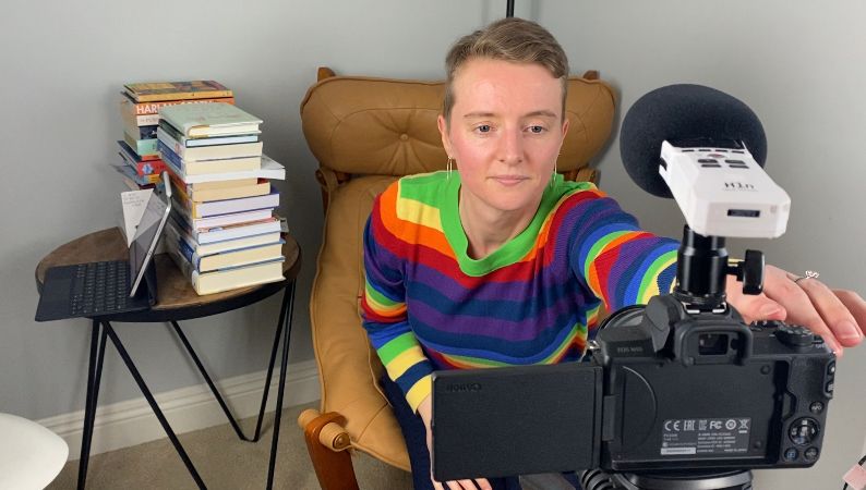 Lawyer turned YouTuber shows how to declutter your life