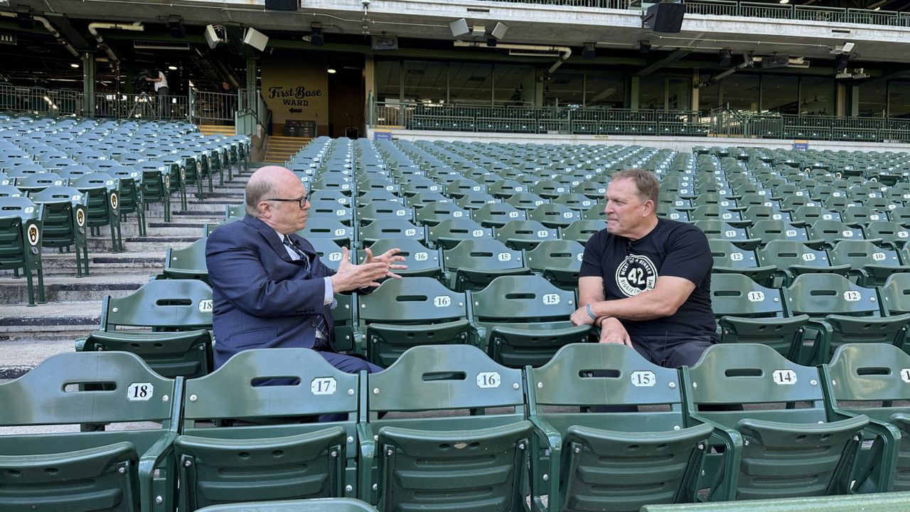 One-on-one with Milwaukee Brewers manager Pat Murphy