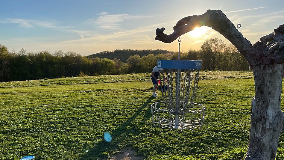 Sterling apple orchard finds new life with disc golf course