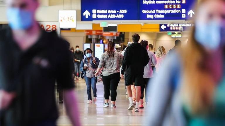 DFW airport ranks 2nd busiest in the world, behind Atlanta