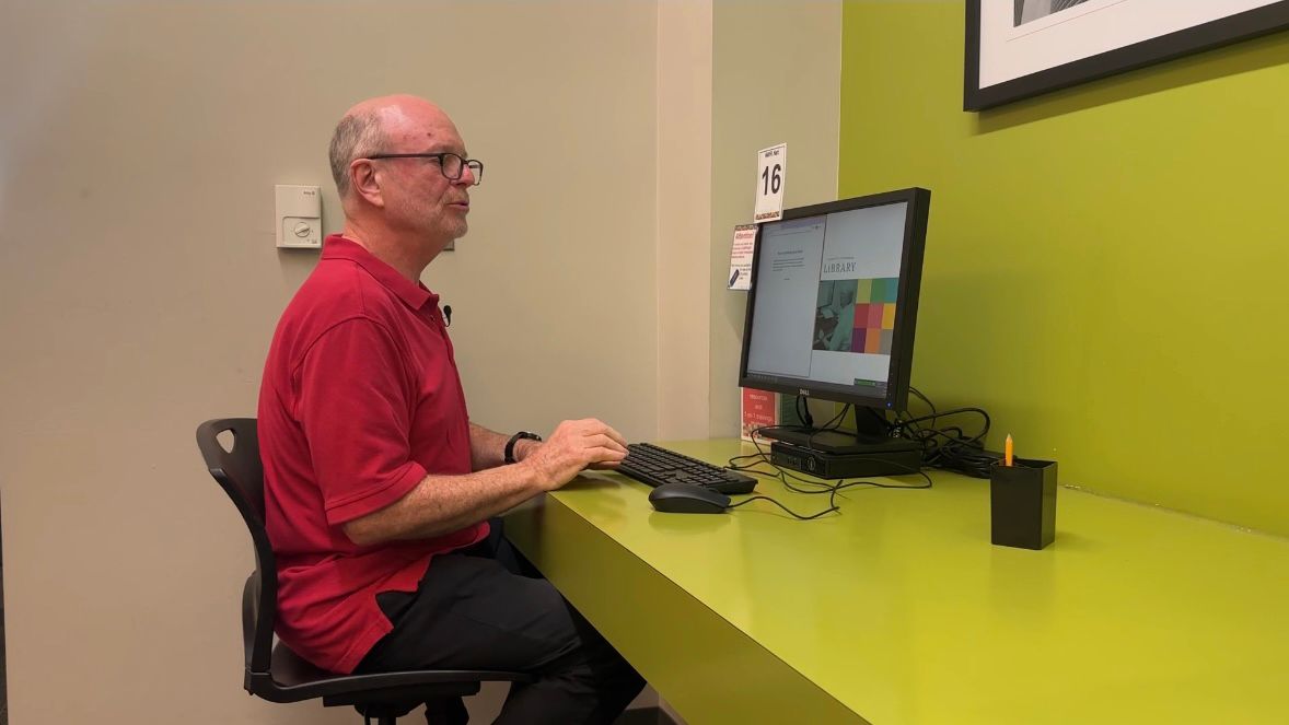 Free digital literacy courses for seniors