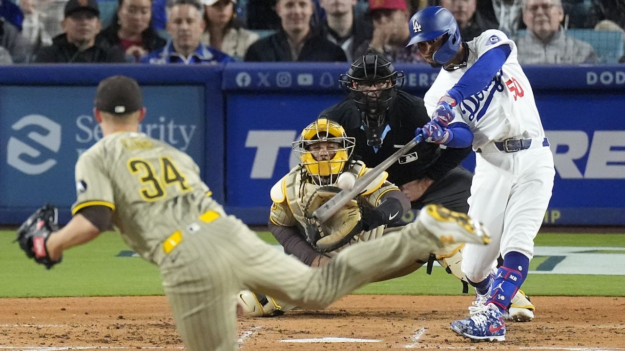 Padres rally for 8-7 win over Dodgers in 11 innings