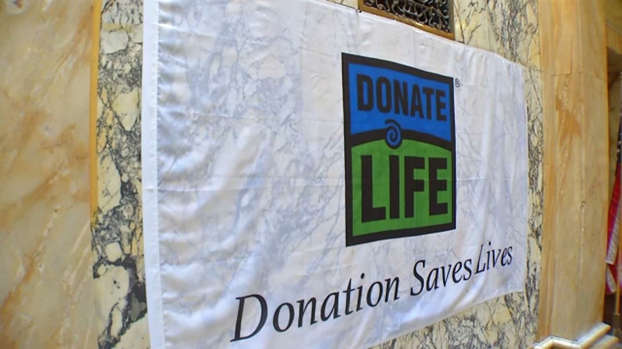 Monroe County Commemorates Donate Life Month