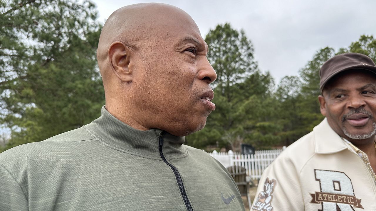 Former NFL player building 'Dream Center'