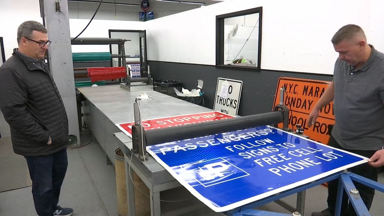 Roger Discovers How City Road Signs are Made