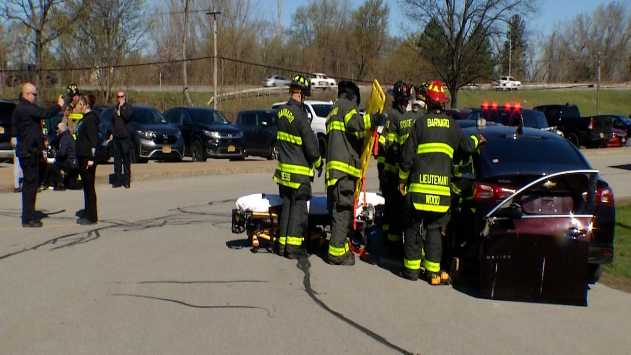 Rochester area prom season DWI simulation promotes safety