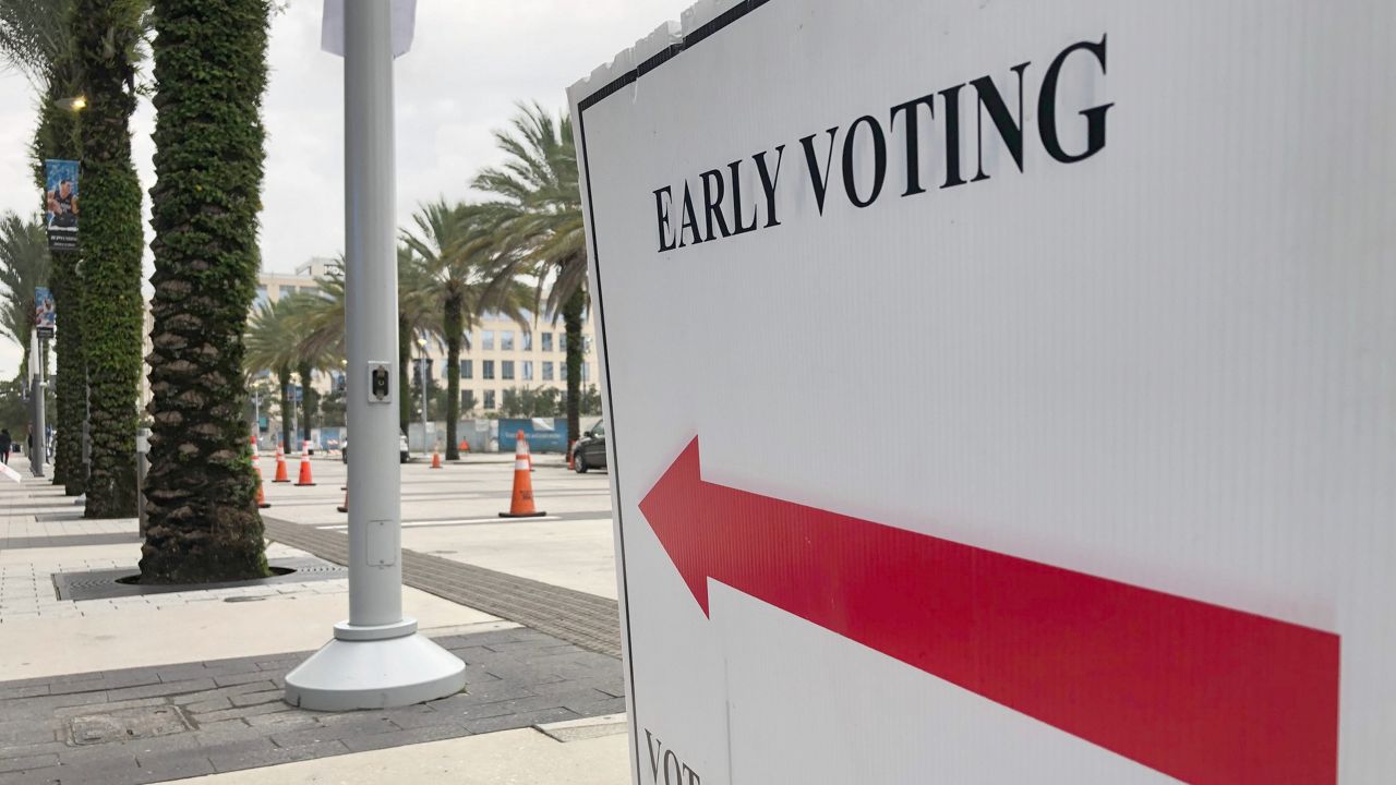 Central Floridians Voting Early in Record Numbers
