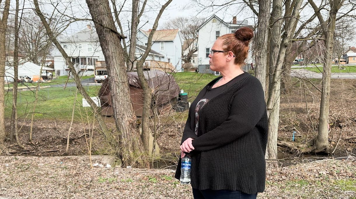 Despite gov't aid, East Palestine residents feel forgotten