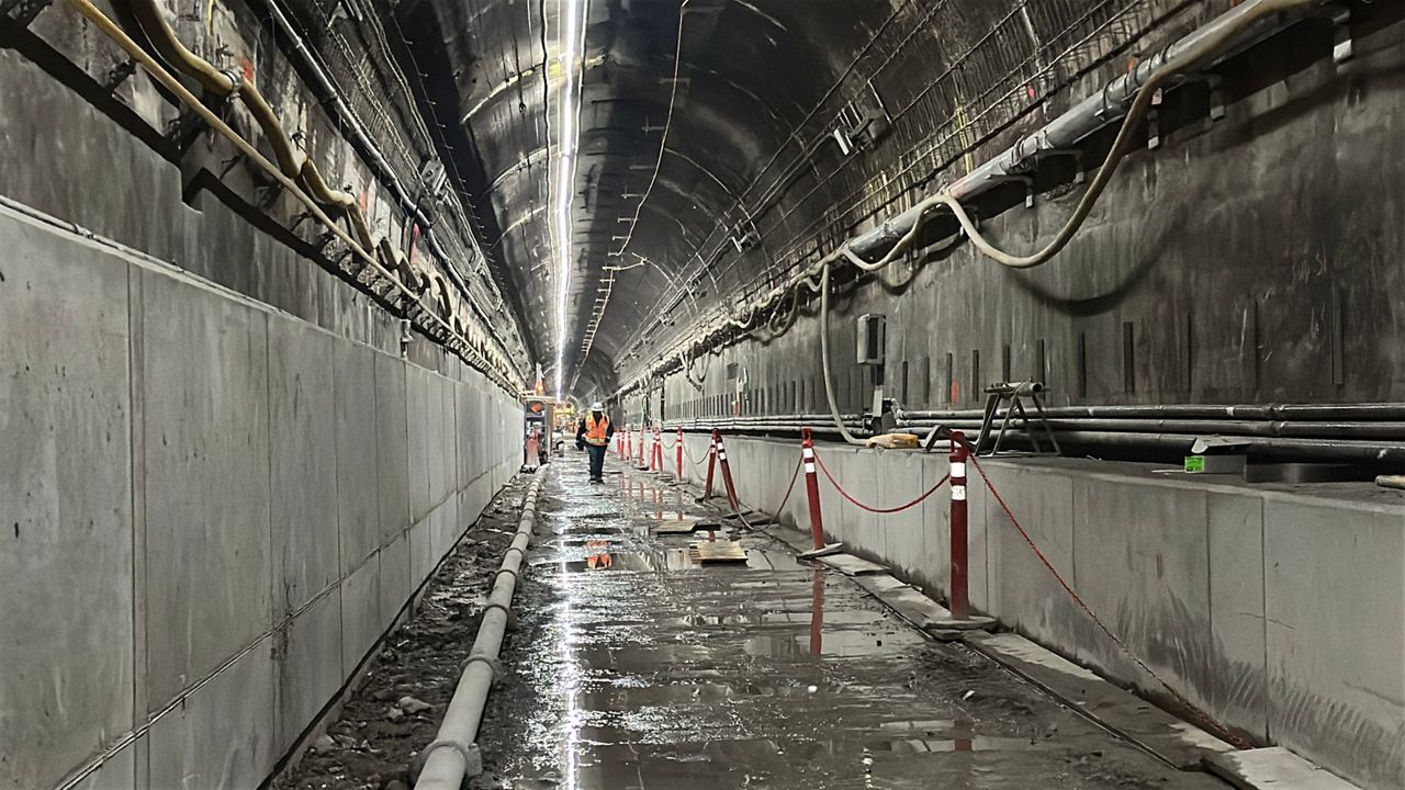 Amtrak East River Tunnel Rehab: Completion Date & Updates - World Today ...