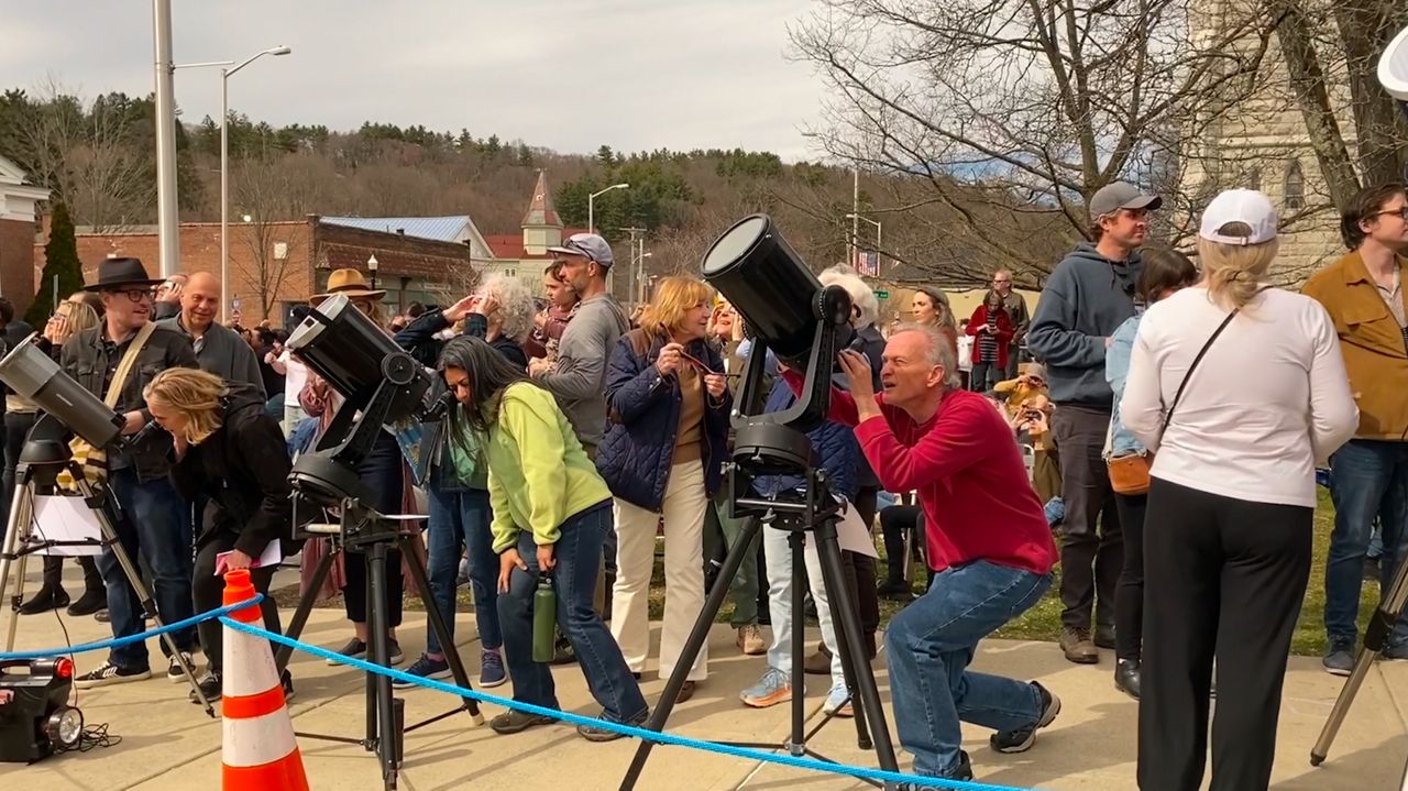 Solar Eclipse at Mason Library