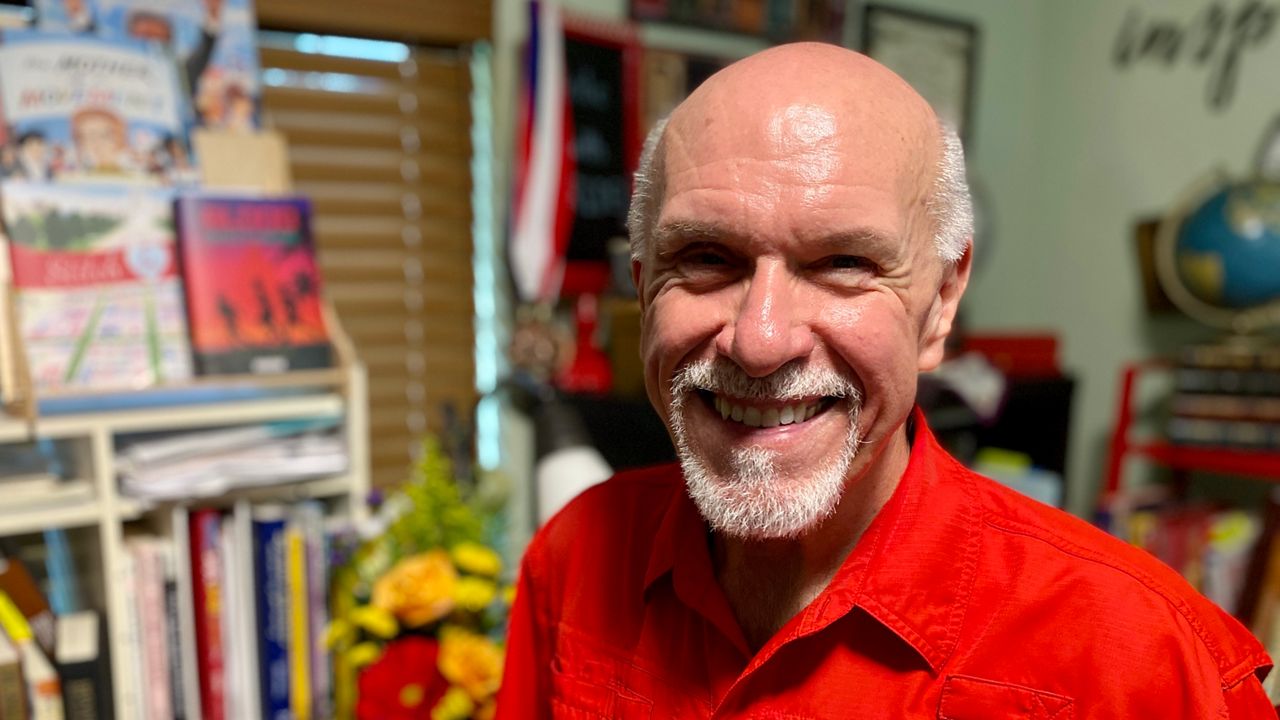 Tombolo Books offers a chance to praise author Rob Sanders