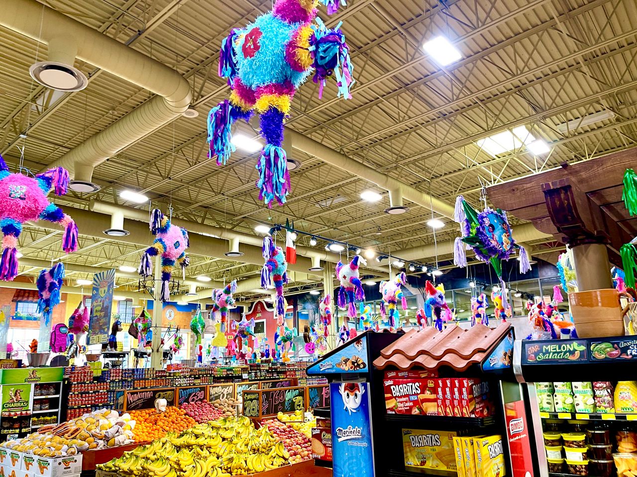 El Rey Celebrates 45 Years