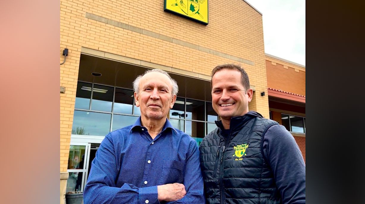 El Rey Celebrates 45 Years