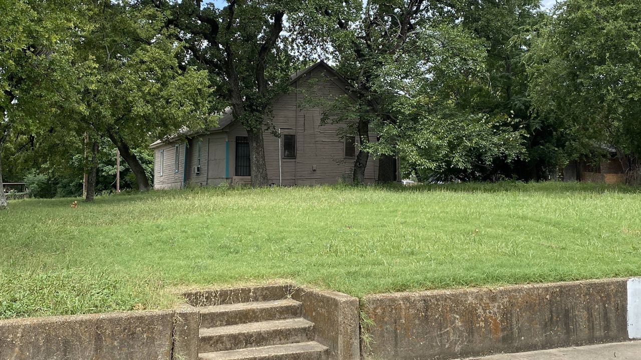 Tenth Street Historic District Dallas preservation grant