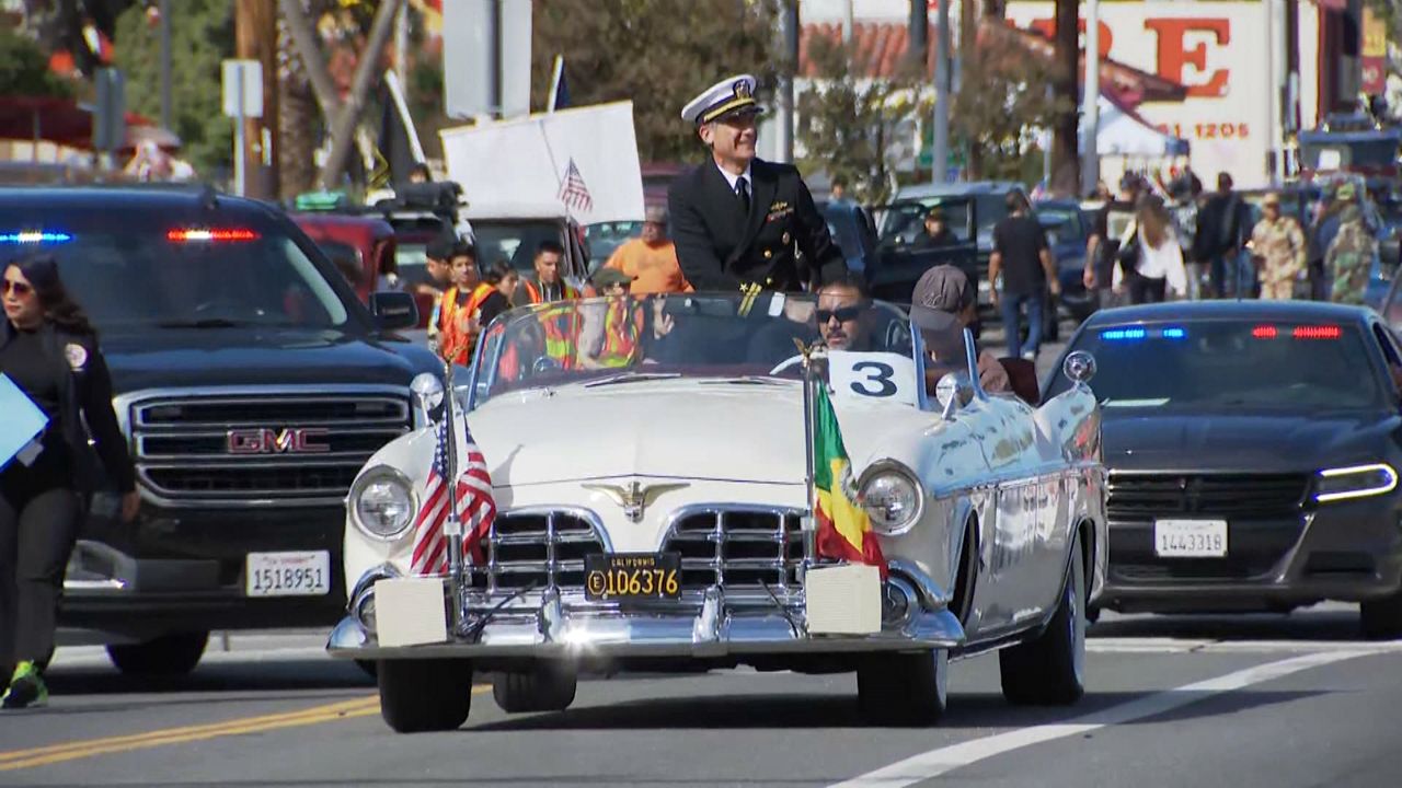 Parade again marks Veterans Day in San Fernando Valley