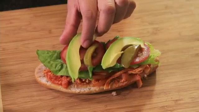 Receta para una torta de tinga de pollo