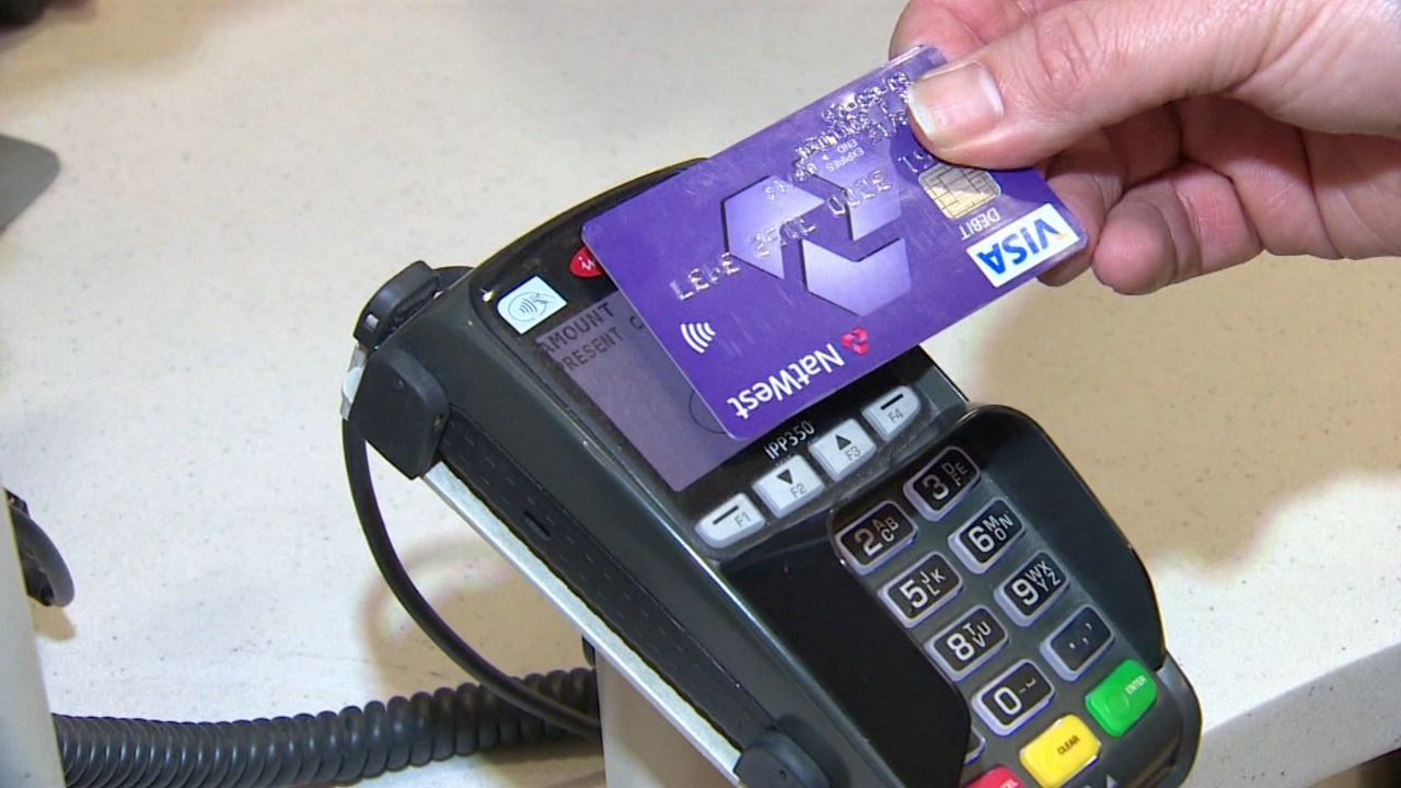 More businesses going cashless