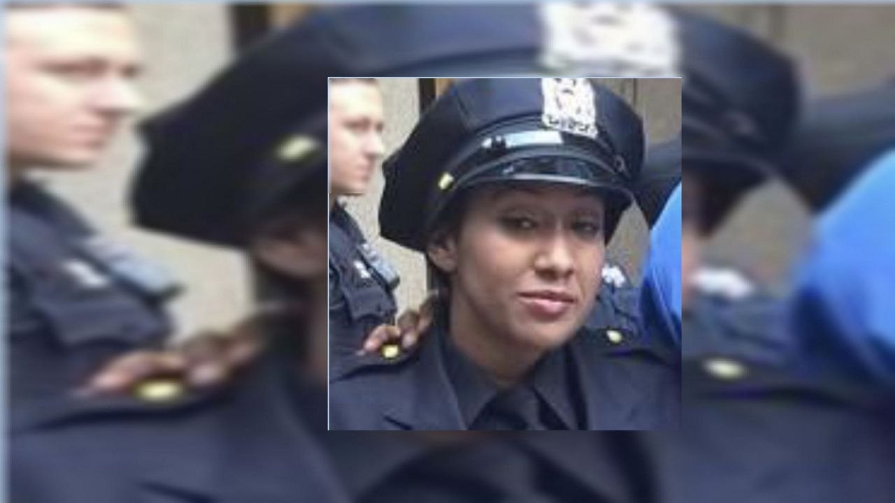 Agente del NYPD arrestada por contrabando de heroína