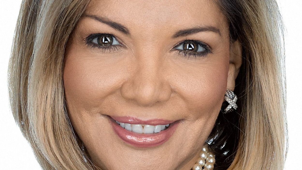 Former Supreme Court Justice Guzman ramps up campaign for AG