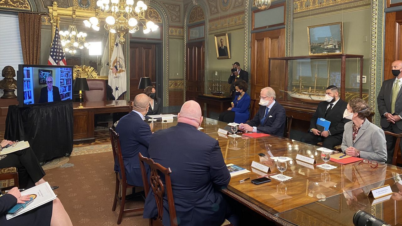 Harris convenes meeting on Northern Triangle migration