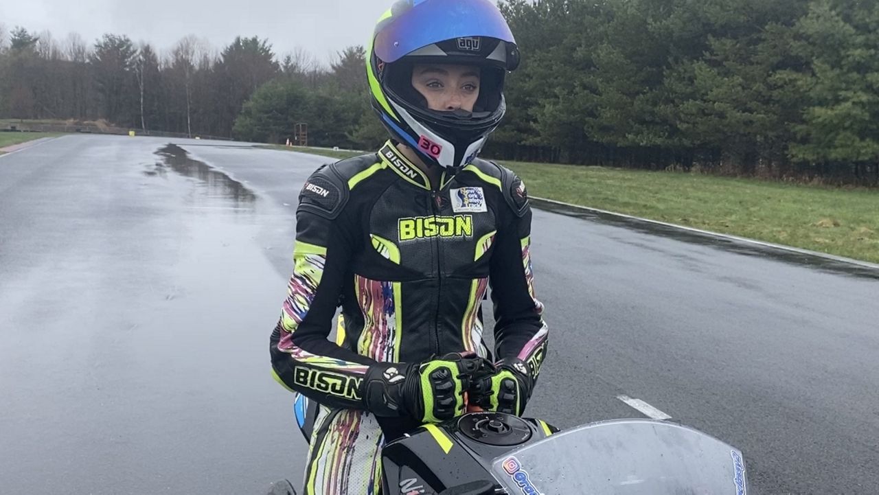Female motorcycle racer gears up for summer races