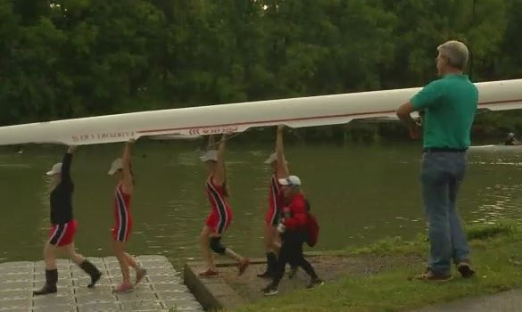 Fairport's Lift Bridge Regatta Kicks Off Fall Rowing Season