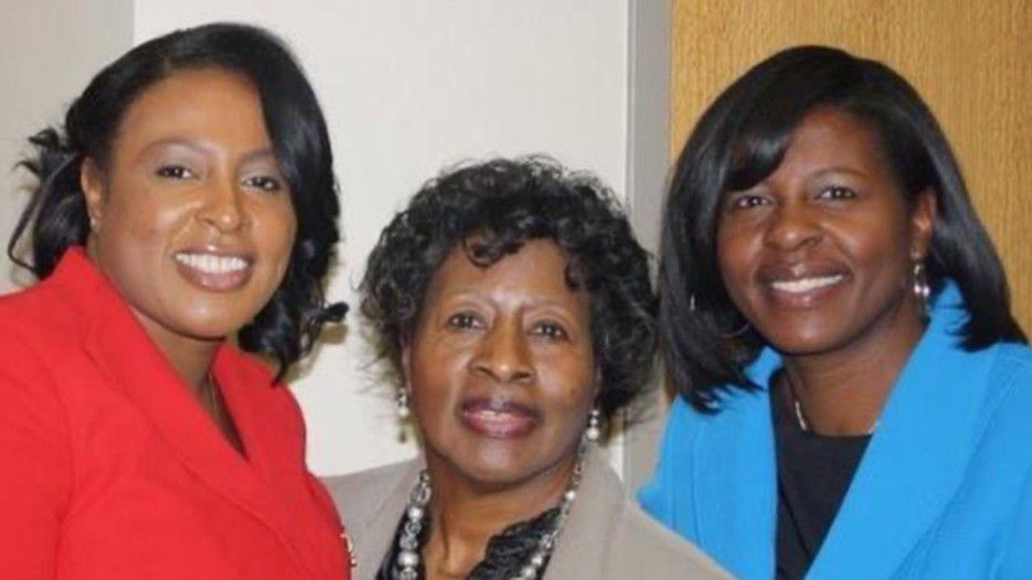 Mayor Warren's Mother Dies From Heart Failure, COVID-19 Complications