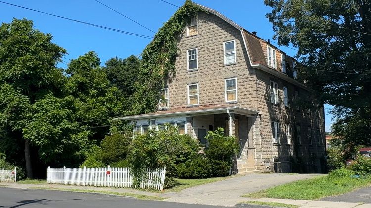 Elizabeth Manor in Kingston to become affordable apartments