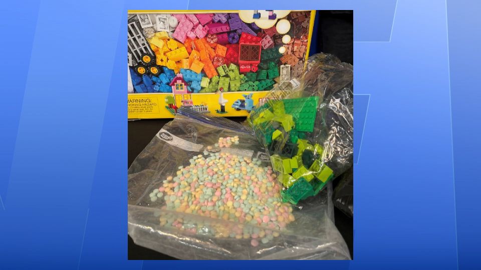 15,000 rainbow fentanyl pills seized in New York City