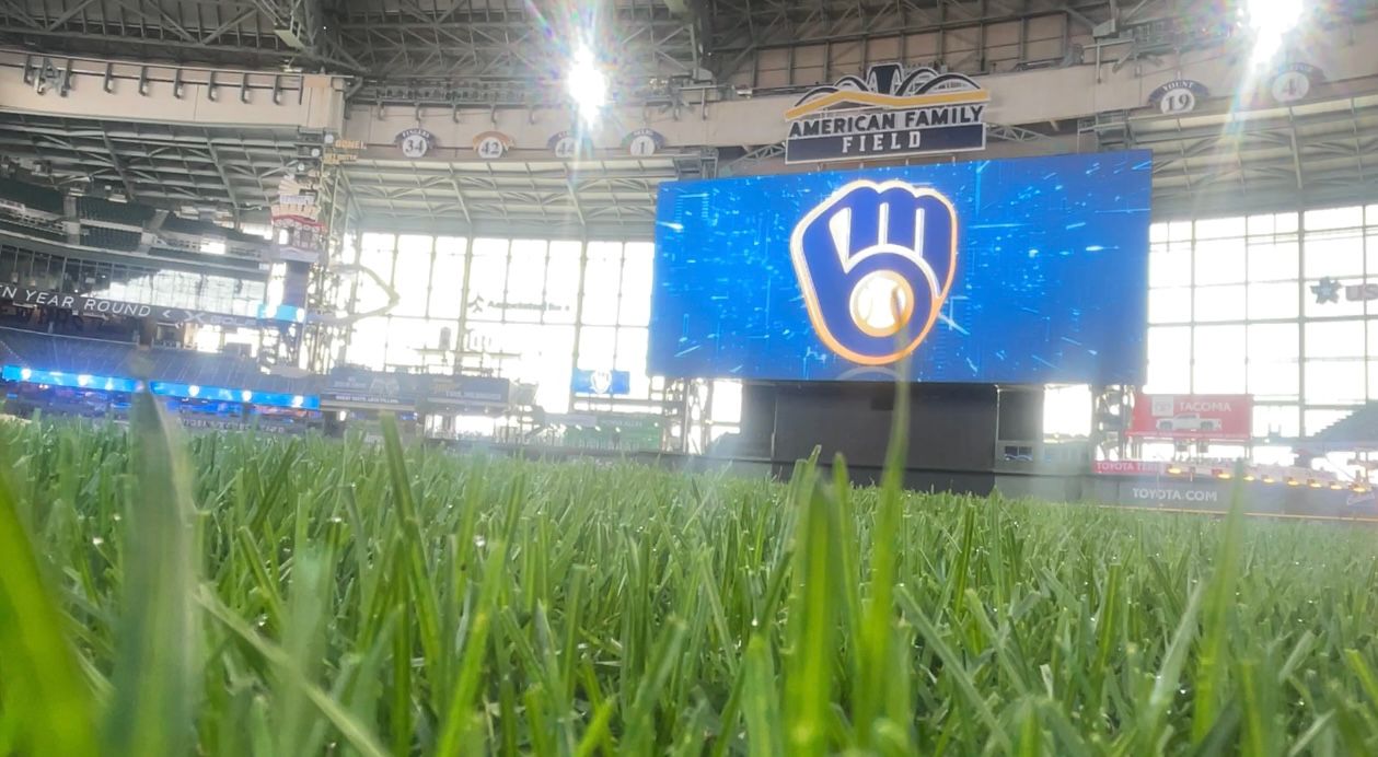 Brewers using new synthetic stitching on the field