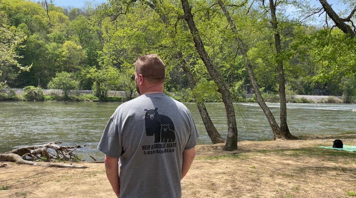 How to coexist with bears as the weather warms up