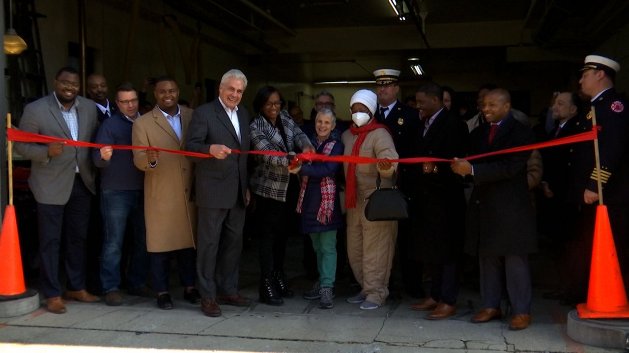 Pilot fire response program reopens Milwaukee fire station