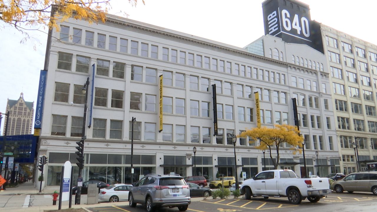 Fiserv, Inc. plans to move headquarters to Milwaukee