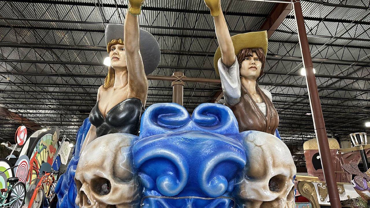 Tampa’s Bonney-Read Krewe debuts new Gasparilla float