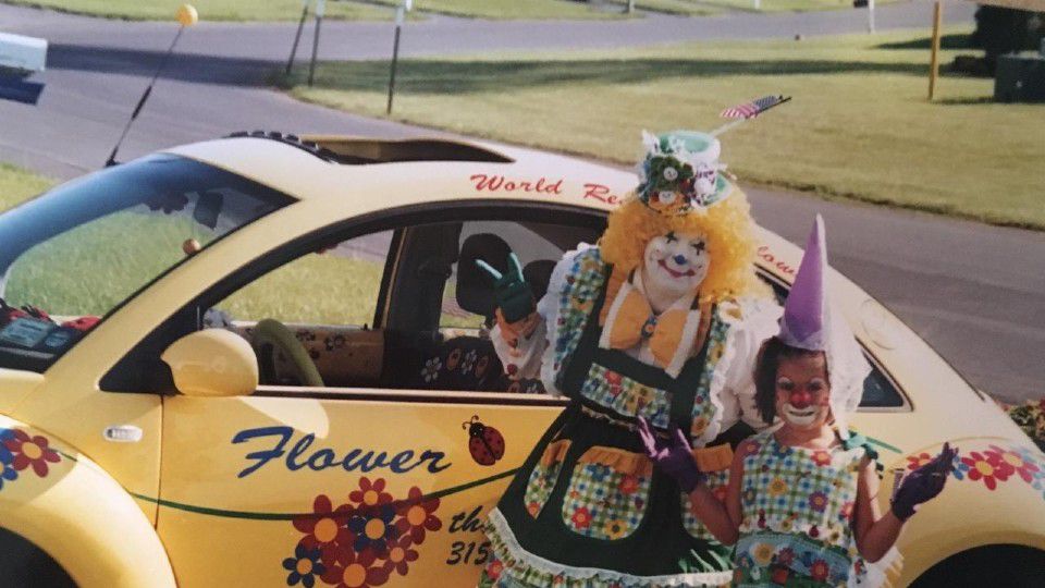 Flower the Clown Passes Away, Leaving Behind Bright Memories