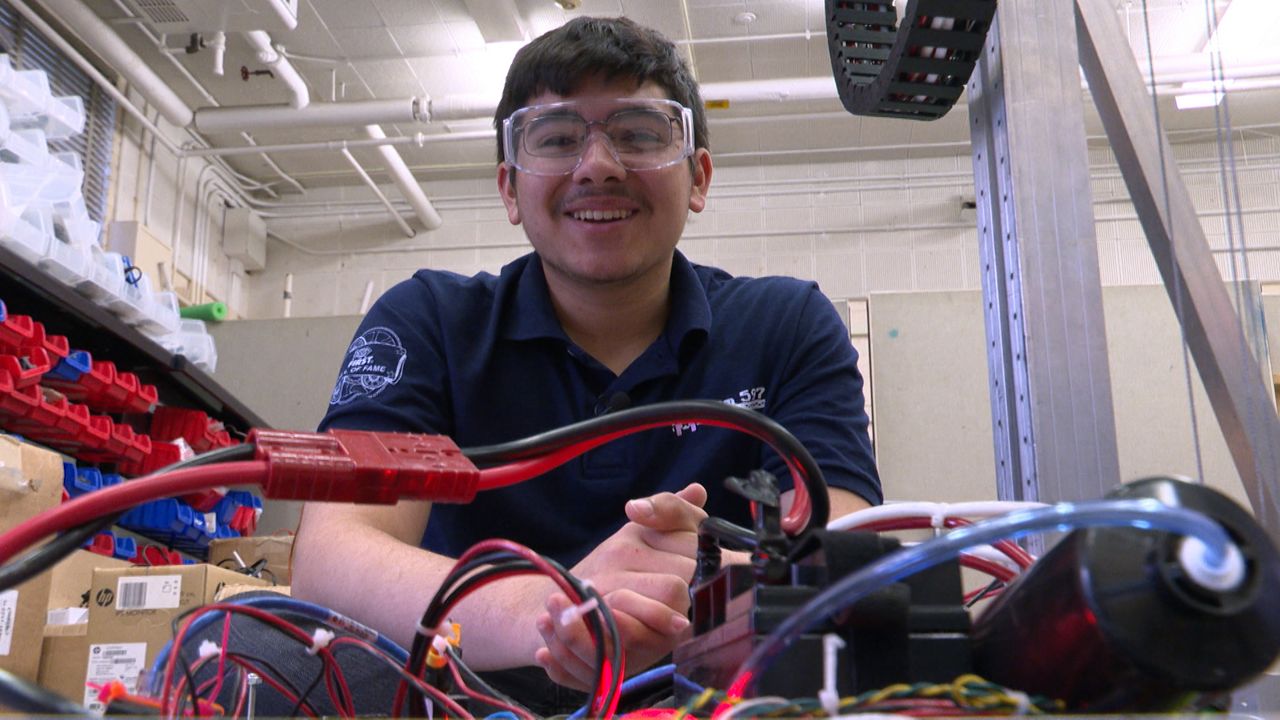 Foshay FIRST Robotics Team Geared Up for National Championship
