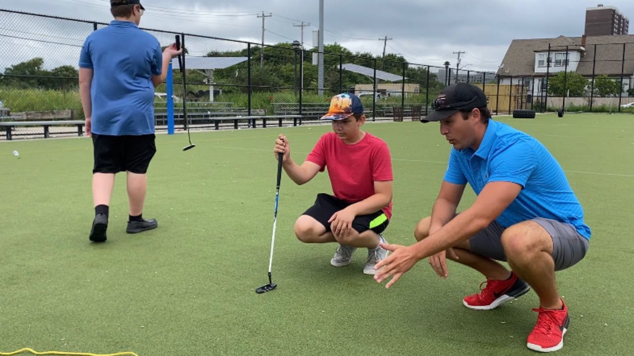 Free golf lessons in Far Rockaway attract Queens youngsters