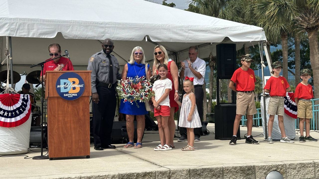 Hundreds celebrate veterans at Freedom Festival in Daytona