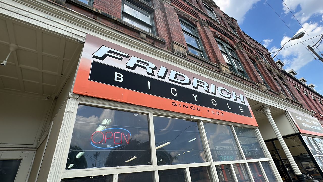 Why are brick-and-mortar bike shops closing?