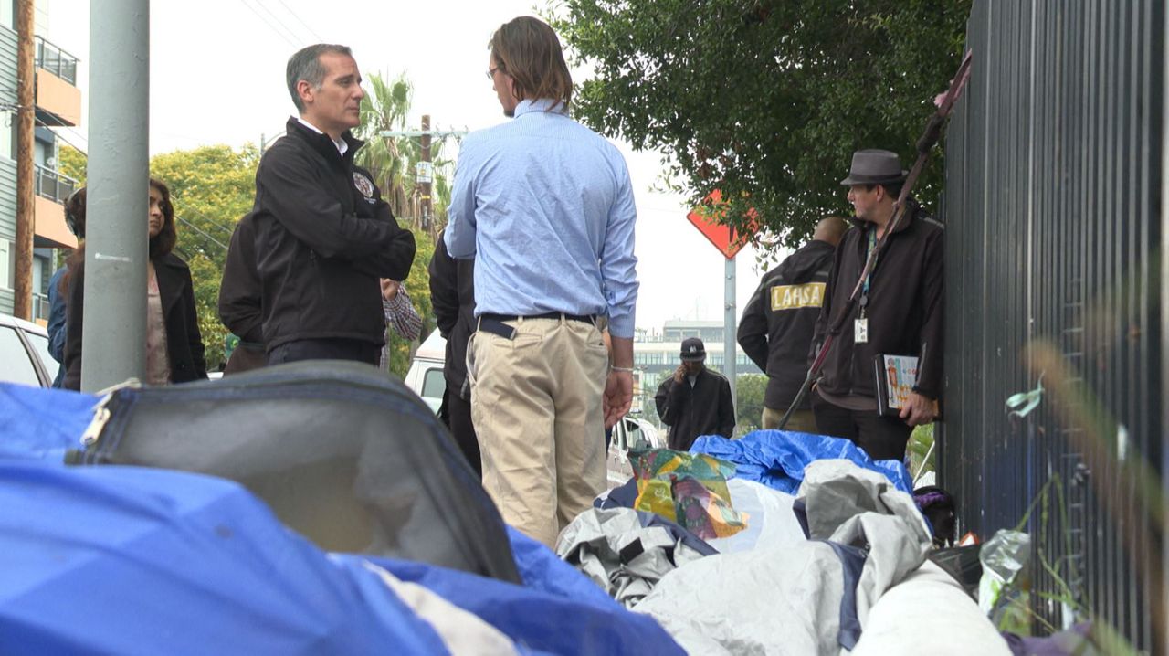 LA Mayor Highlights Bridge Housing Amidst Rise in Homelessness