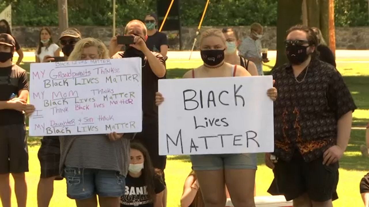 Students organize Black Lives Matter rally and march in Geneseo