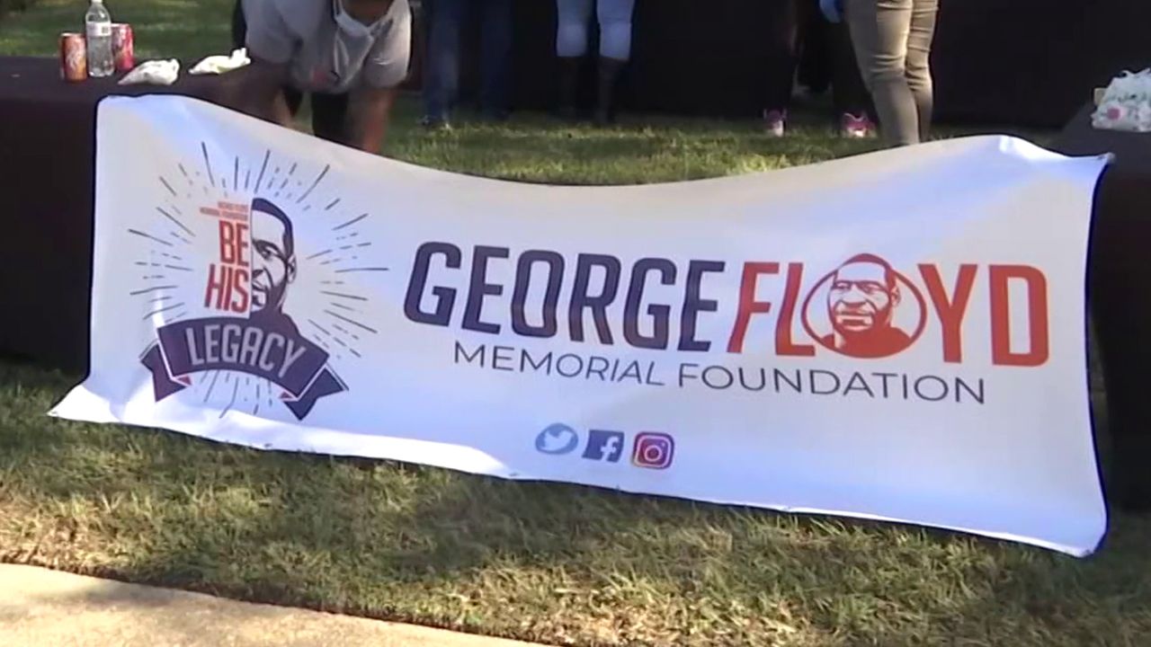 Family of George Floyd Hosts Thanksgiving Meal for Homeless in Fayetteville