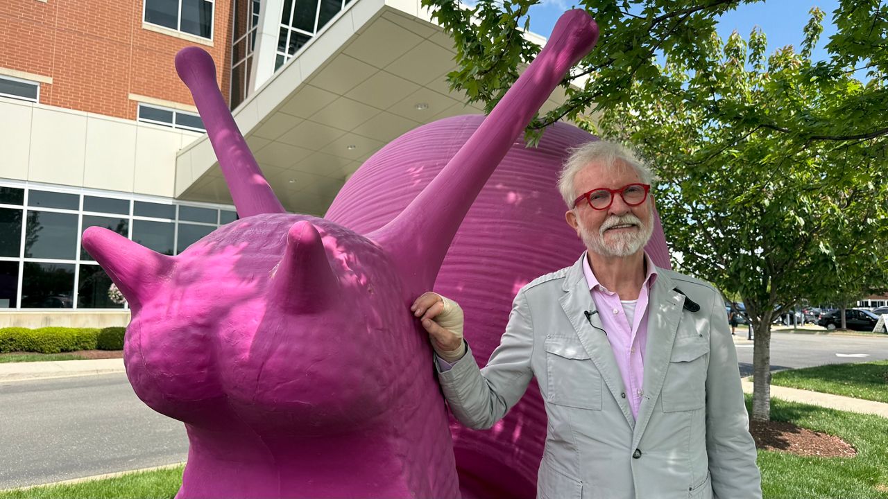 Giant pink snails take over Louisville