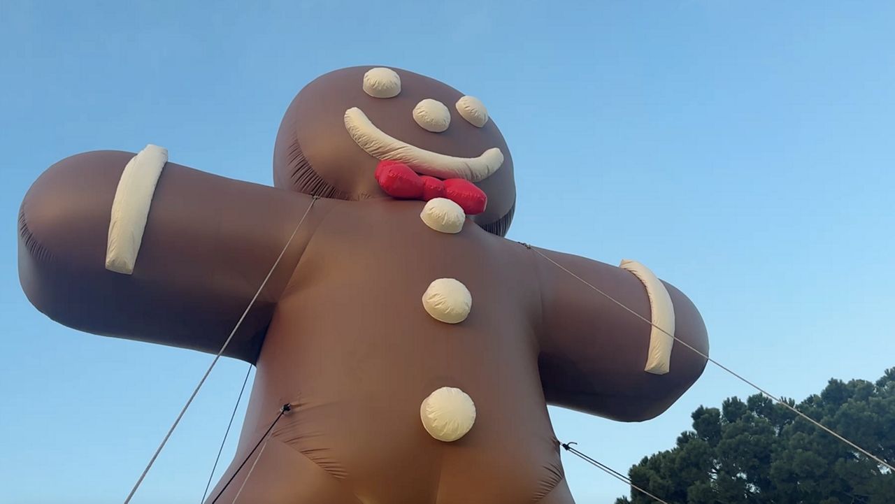 Holiday spirit lights up Gingerbread lane in Corona