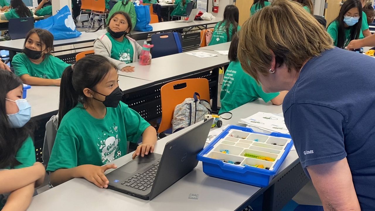 Girl Scouts of Greater LA provides STEAM workshops