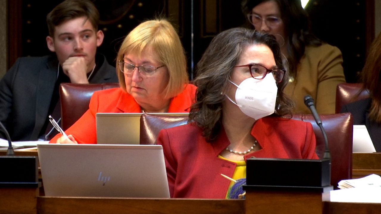 Wisconsin Senate passes GOP-drawn political maps