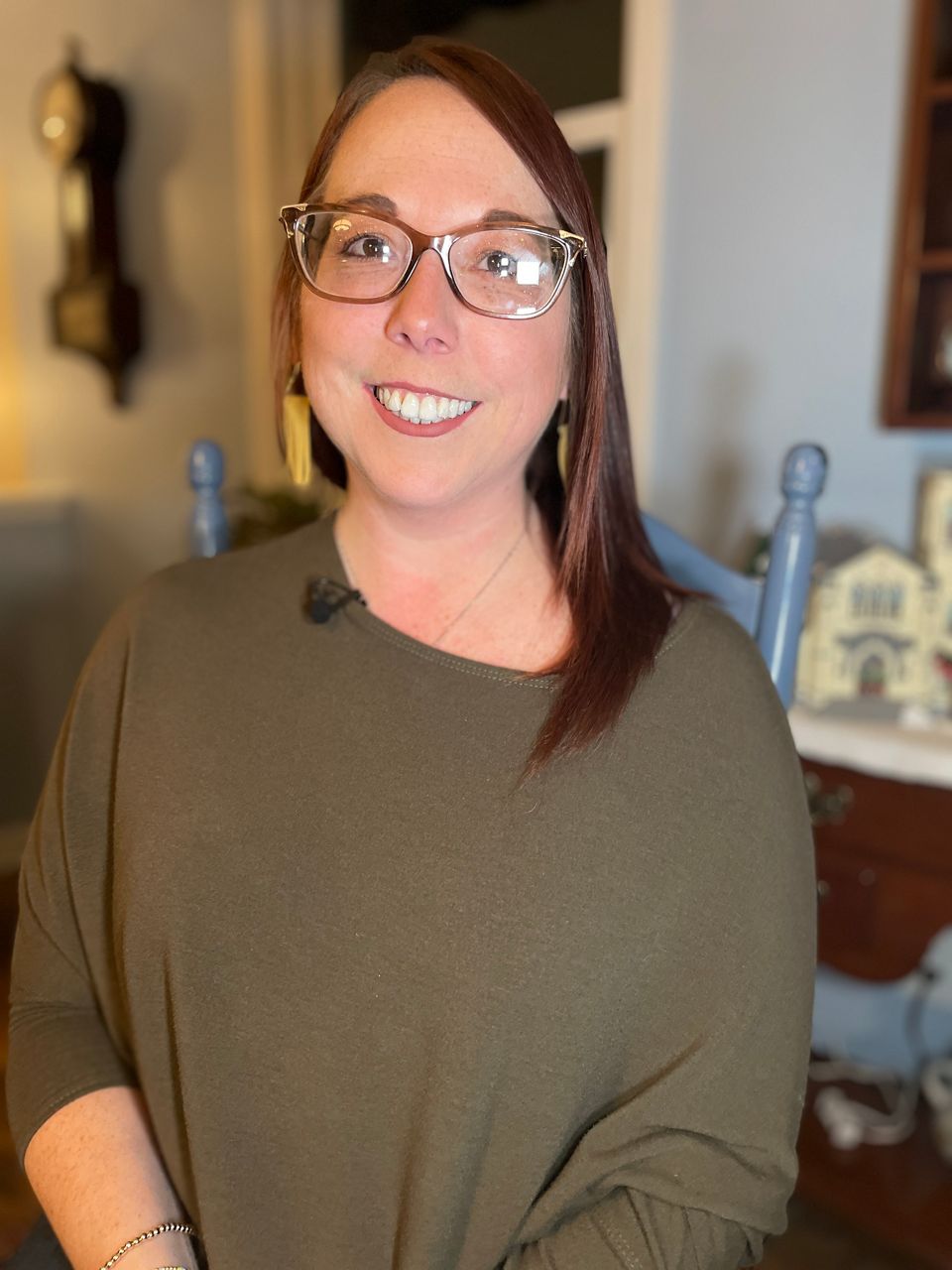 Woman finds new career as a 'death doula'