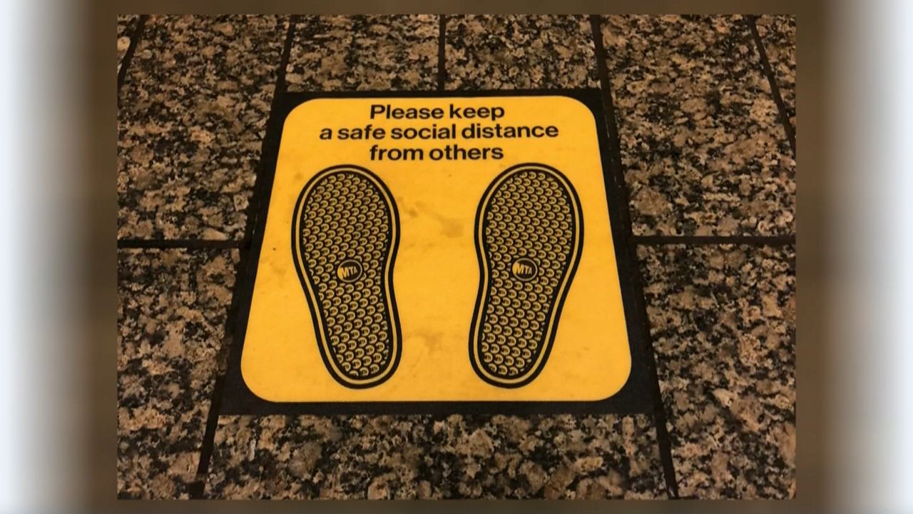 Grand Central Terminal Installs Social Distancing Markers